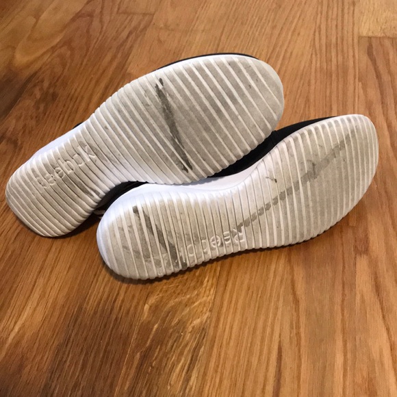 Reebok | Shoes | Reebok Memory Tech Massage Shoes | Poshmark